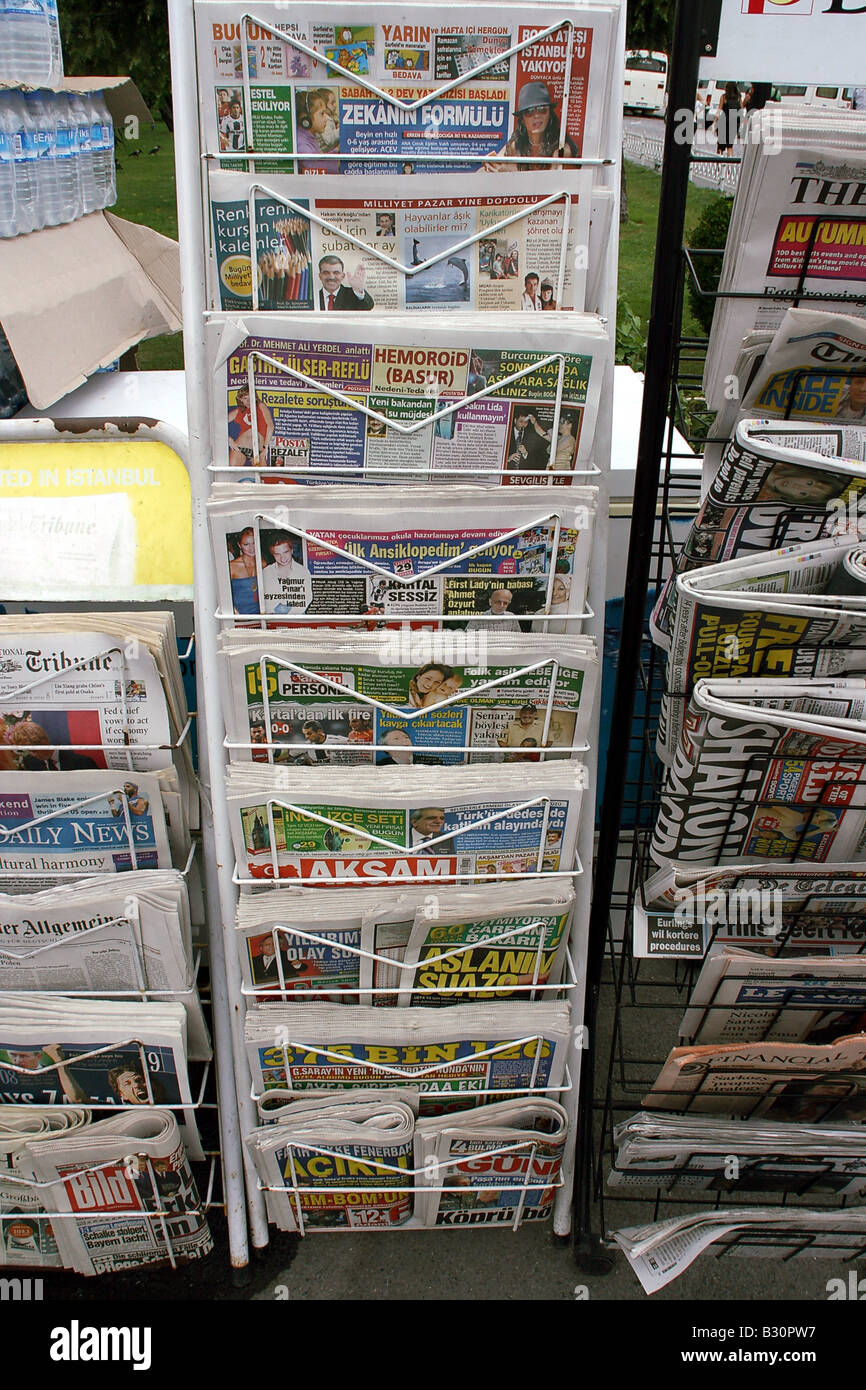 Turkey, Istanbul, news papers Stock Photo - Alamy
