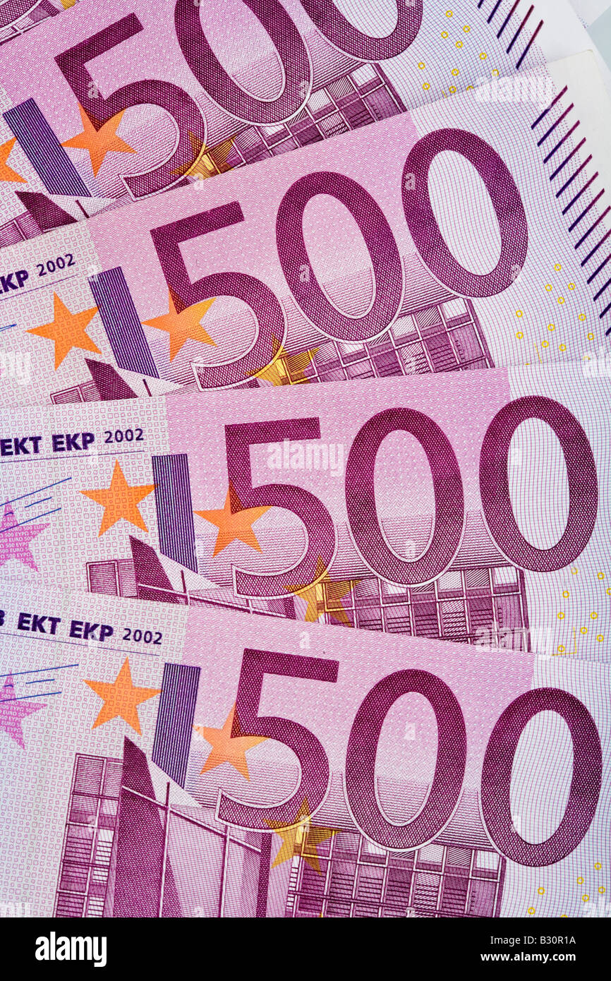 Euro bank notes Stock Photo - Alamy