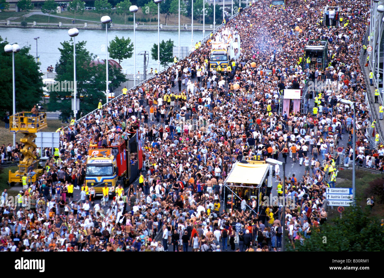 Loveparade hi-res stock photography and images - Alamy