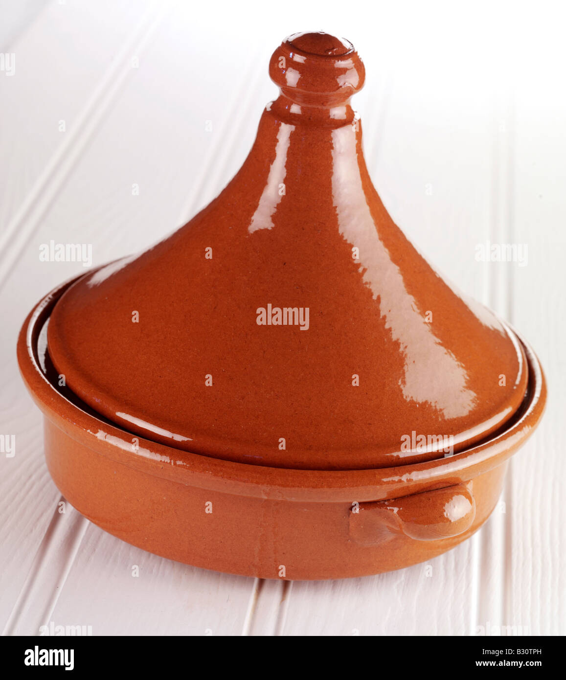 Tagine dish hi-res stock photography and images - Alamy