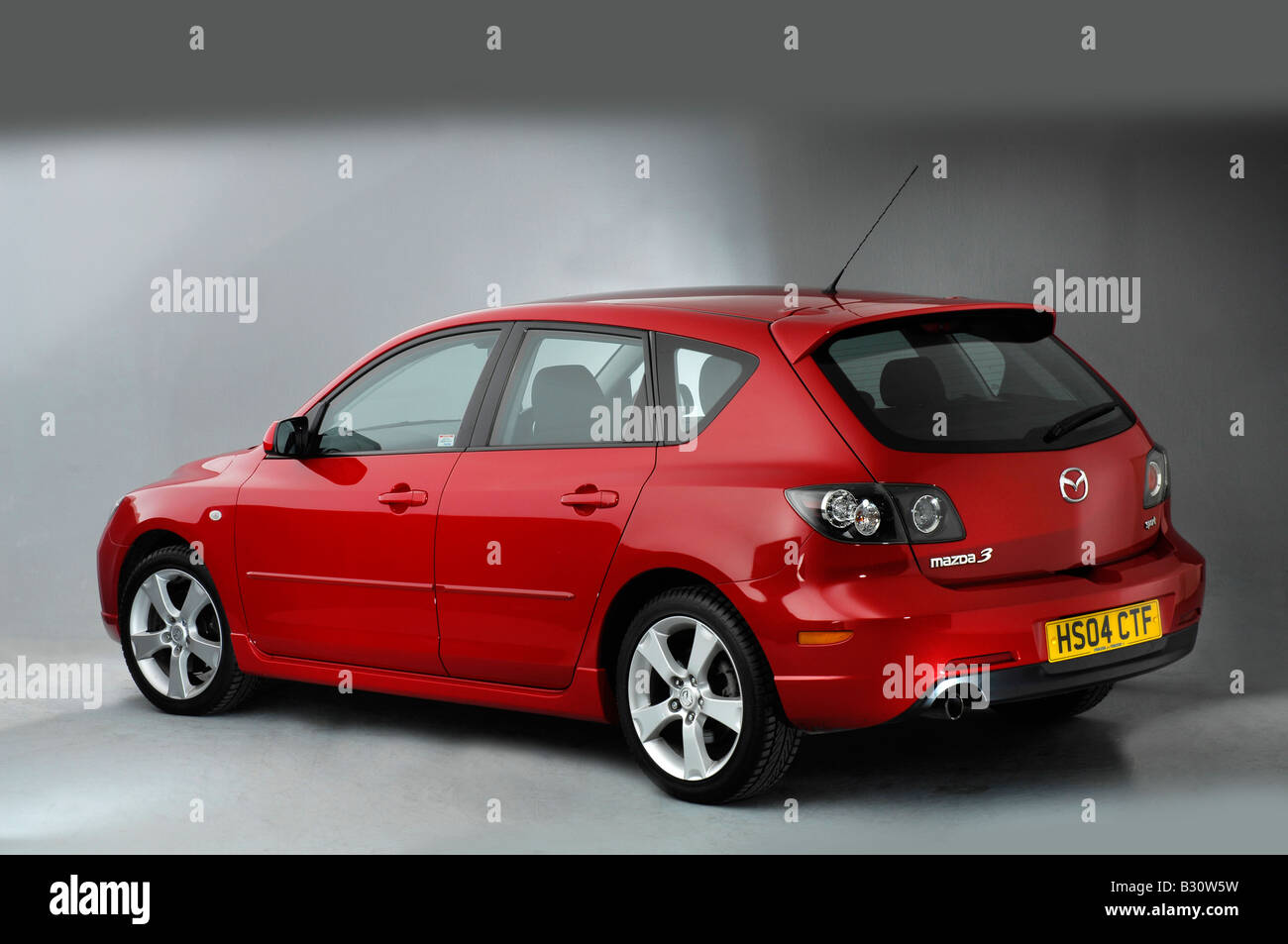 2004 Mazda 3 Stock Photo - Alamy