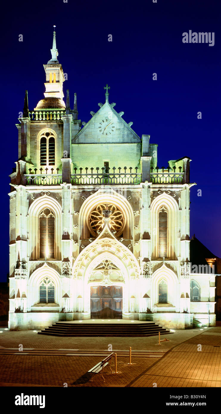 parish church in bar-le-duc lorraine illuminated at night Stock Photo ...