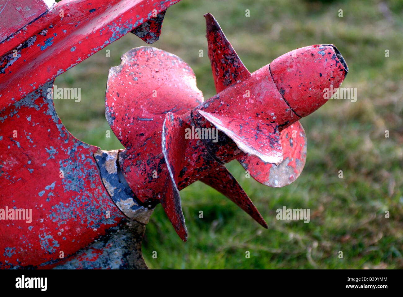 worn and corroded double boat outdrive propeller Stock Photo - Alamy