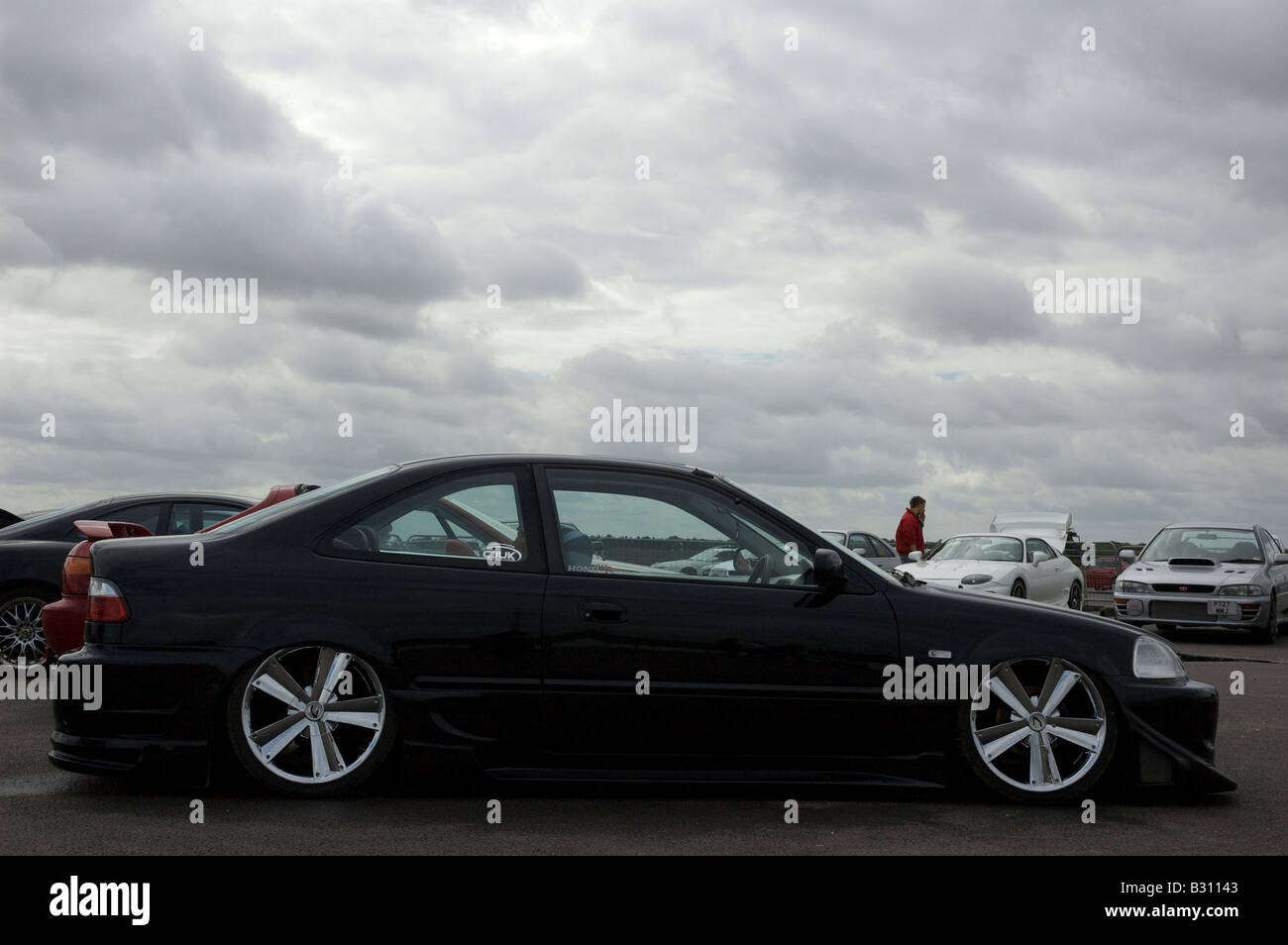 side view of car Stock Photo - Alamy