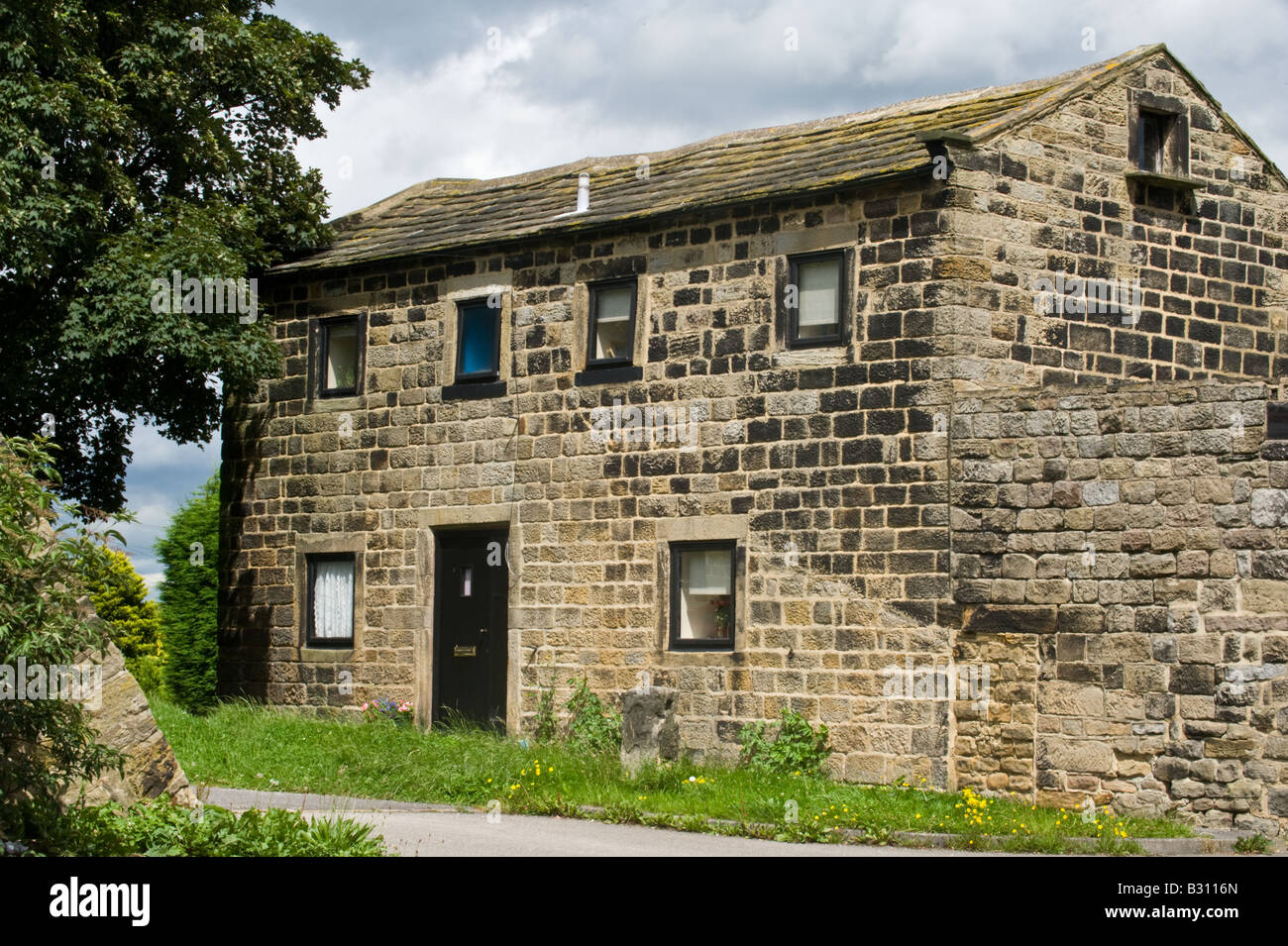 Listed stable building hi-res stock photography and images - Alamy