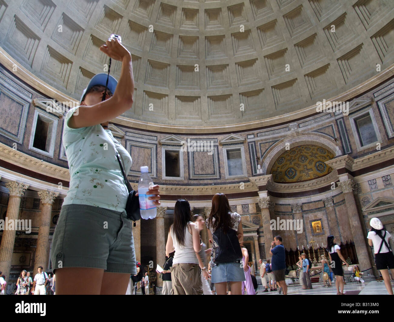 Tourists take look ruins hi-res stock photography and images - Alamy