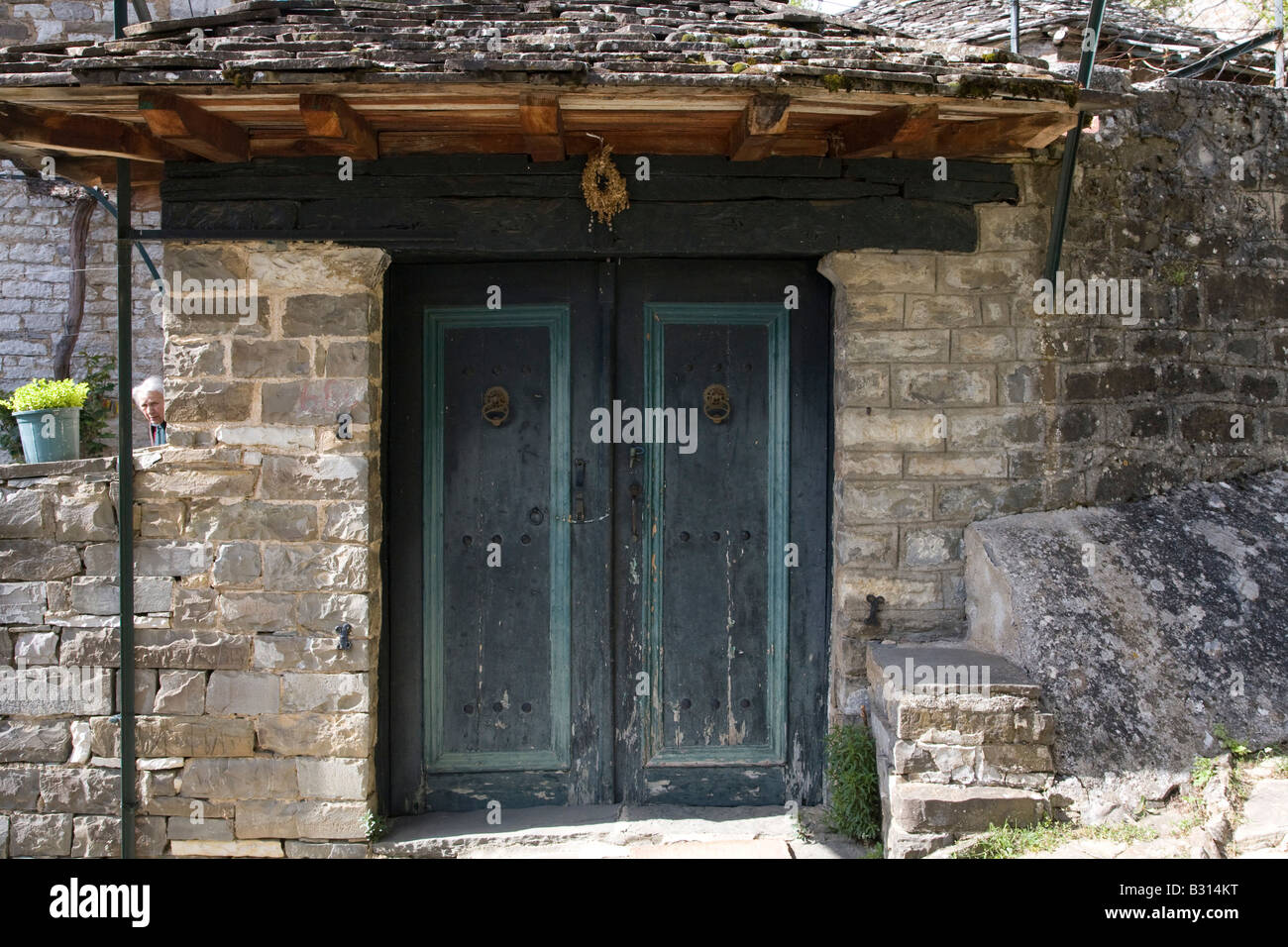 Mikro papingo hi-res stock photography and images - Alamy