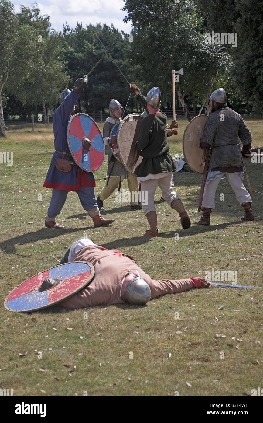 Anglo saxons fight hi-res stock photography and images - Alamy