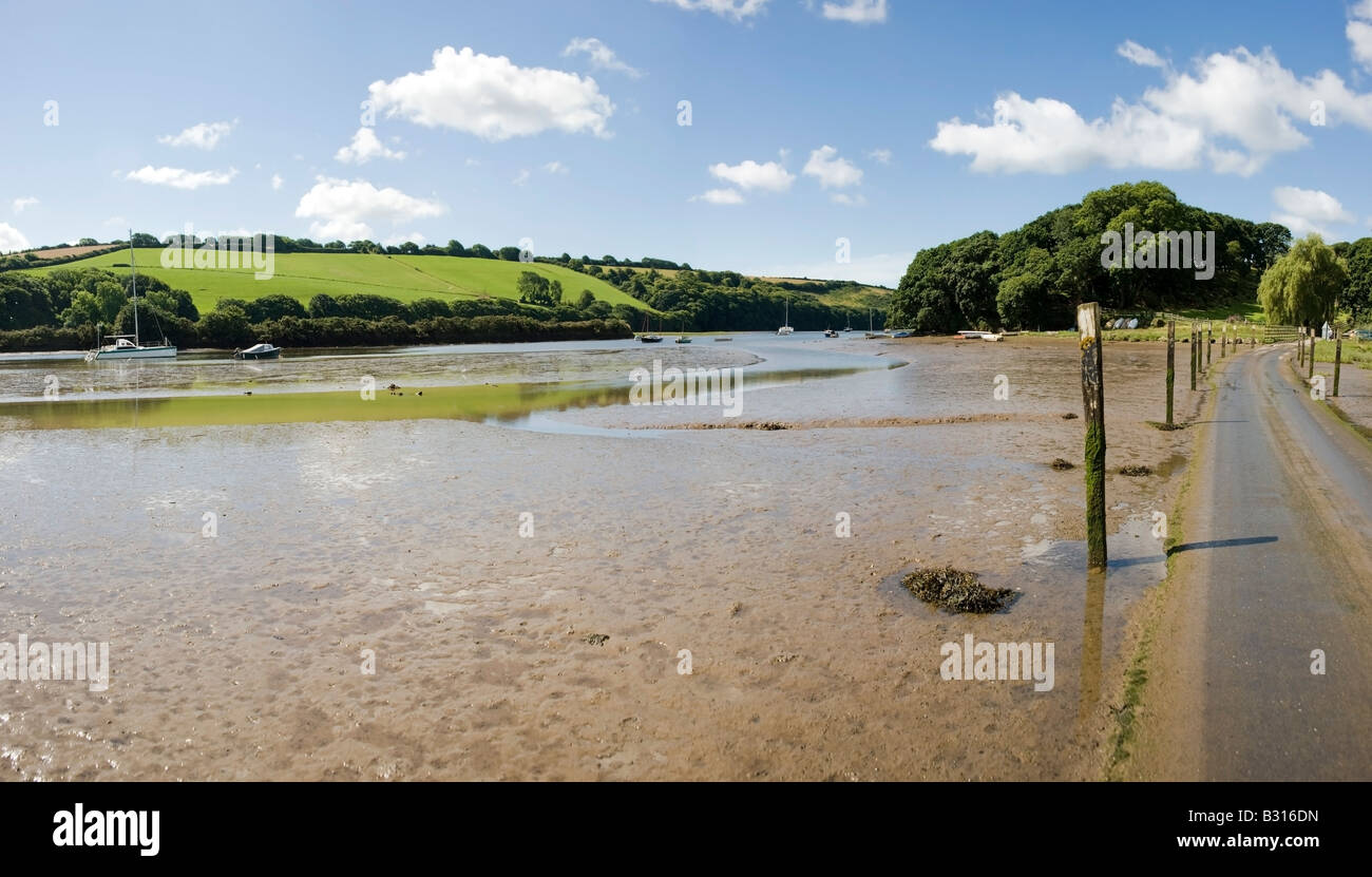 tidal road estuary of the river avon aveton gifford south hams devon ...