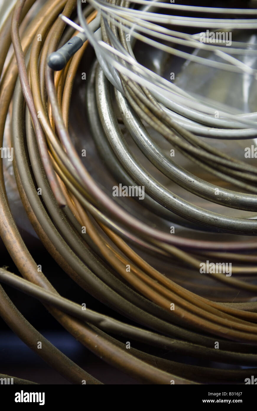 Wire coiled hi-res stock photography and images - Alamy