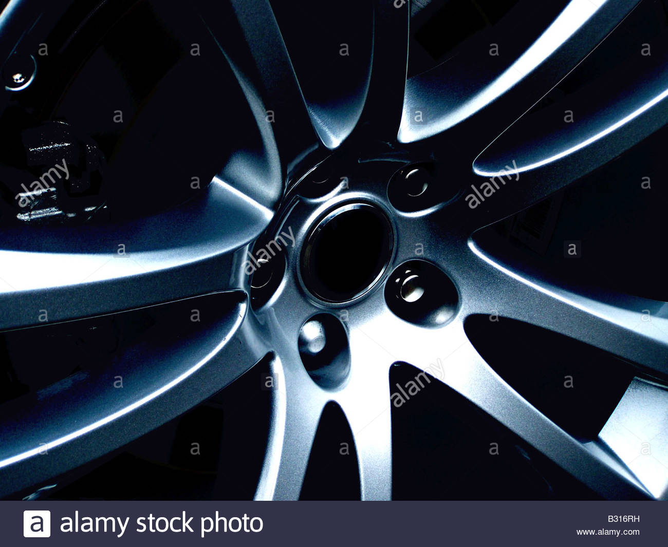 Car Alloy Wheels Stock Photos & Car Alloy Wheels Stock Images - Alamy