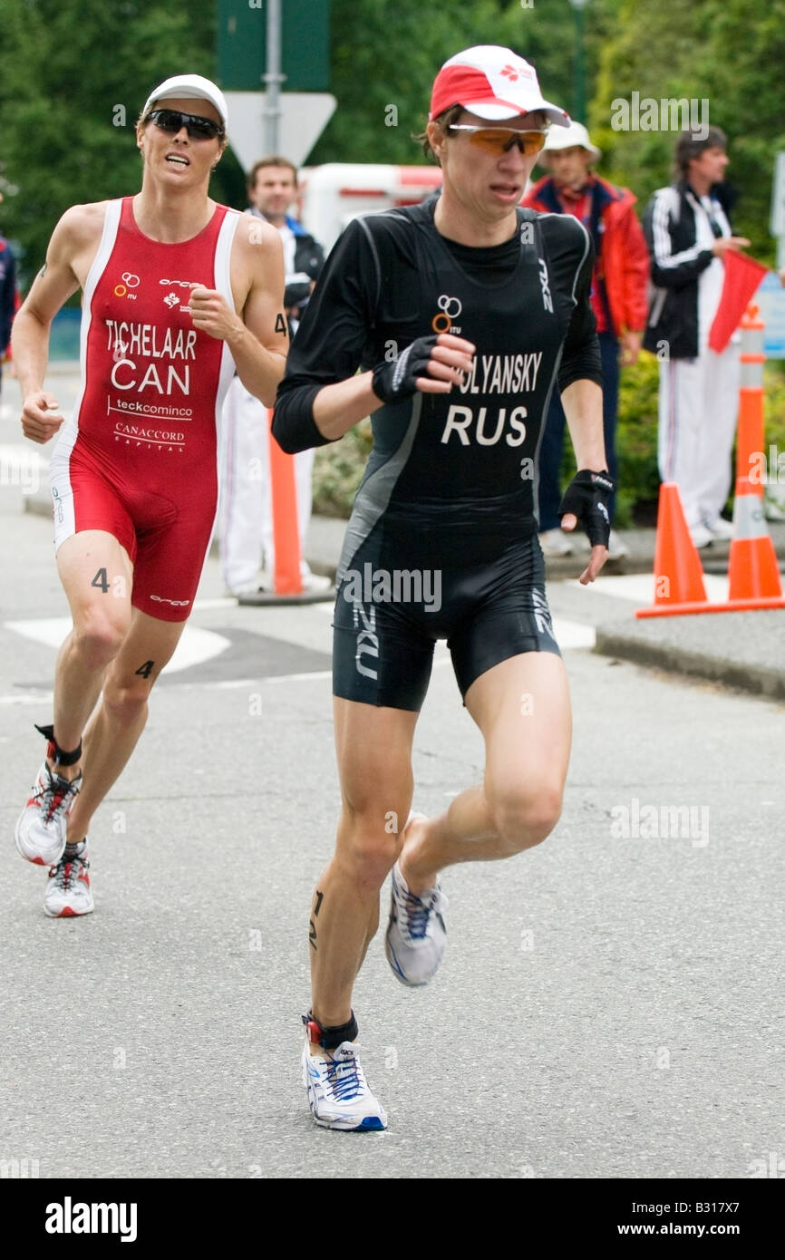 Elite Competitors: Vancouver 2008 World Triathlon Championships Stock ...