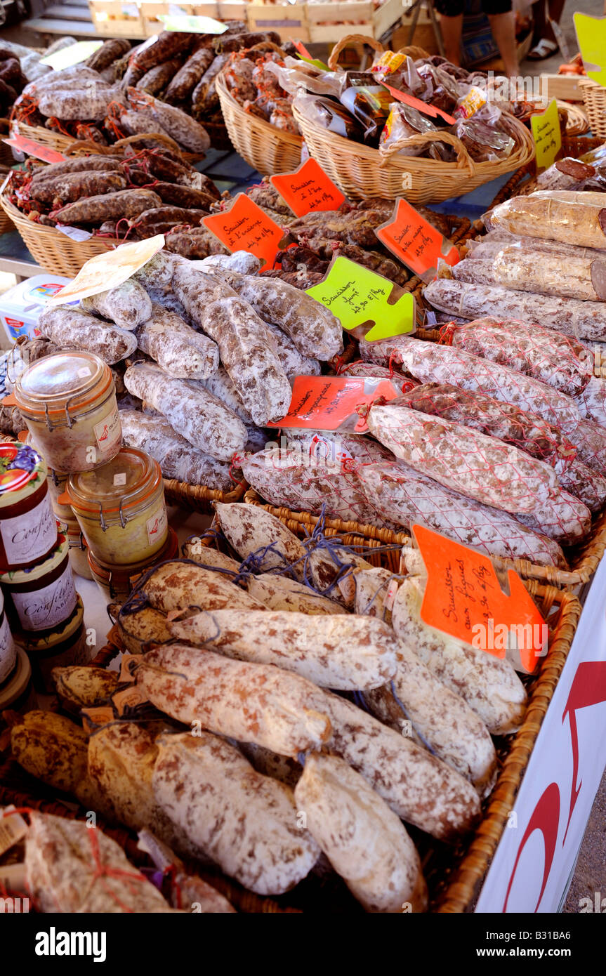 French farmers market hi-res stock photography and images - Alamy
