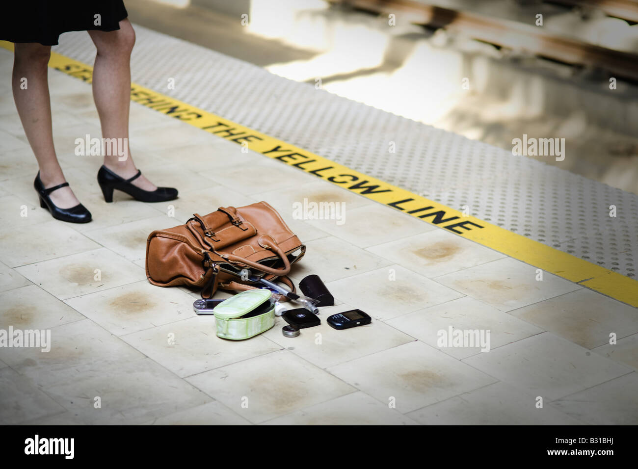 Dropped camera hi-res stock photography and images - Alamy