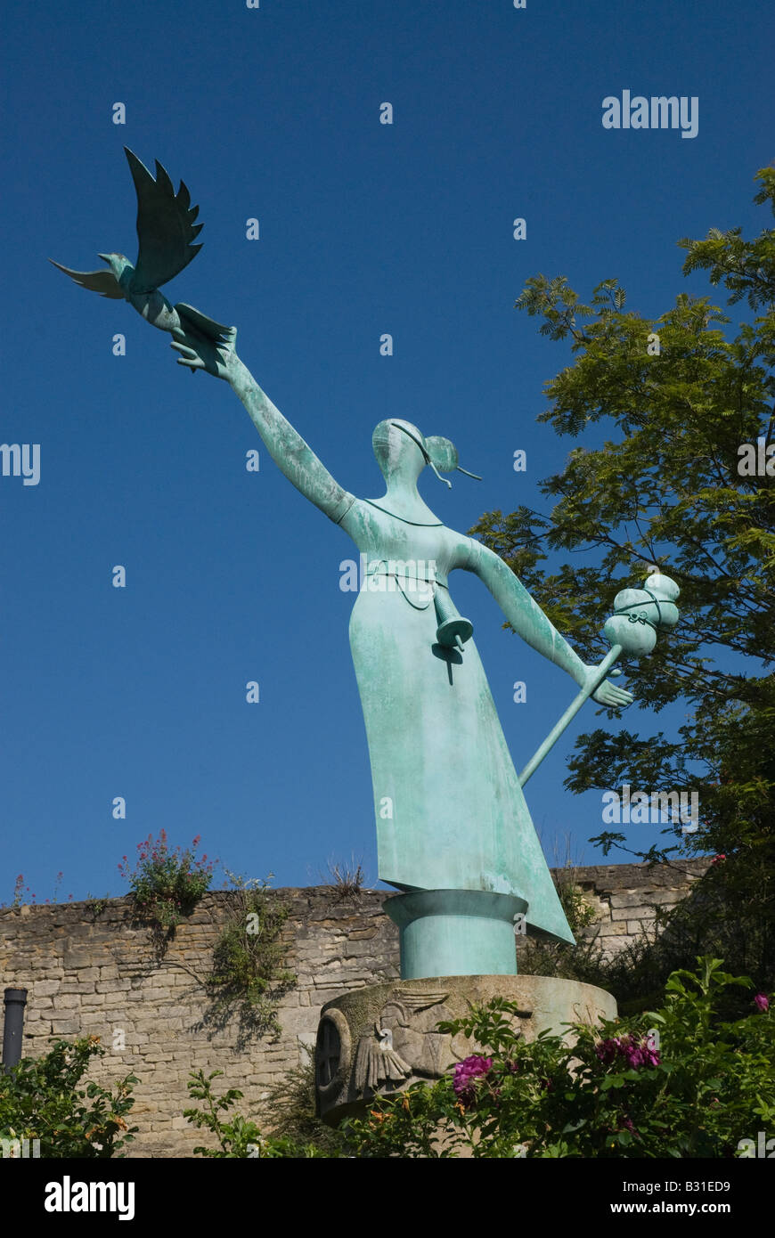 Millie statue hi-res stock photography and images - Alamy