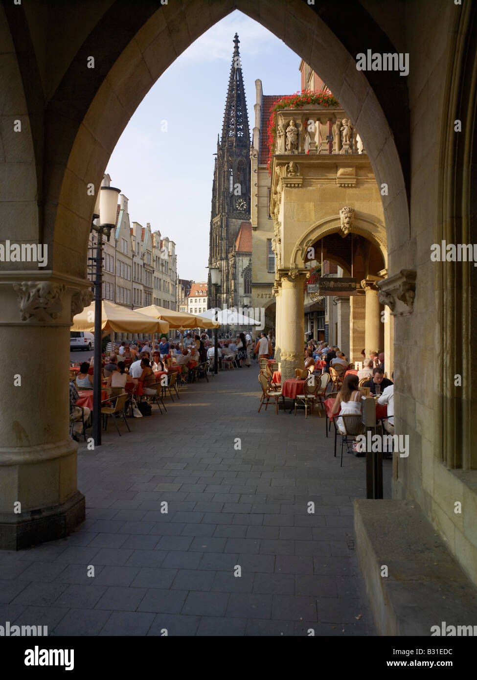 St Lambert's church and PRINZIPALMARKT, Stadtweinhaus or city WINEHOUSE ...