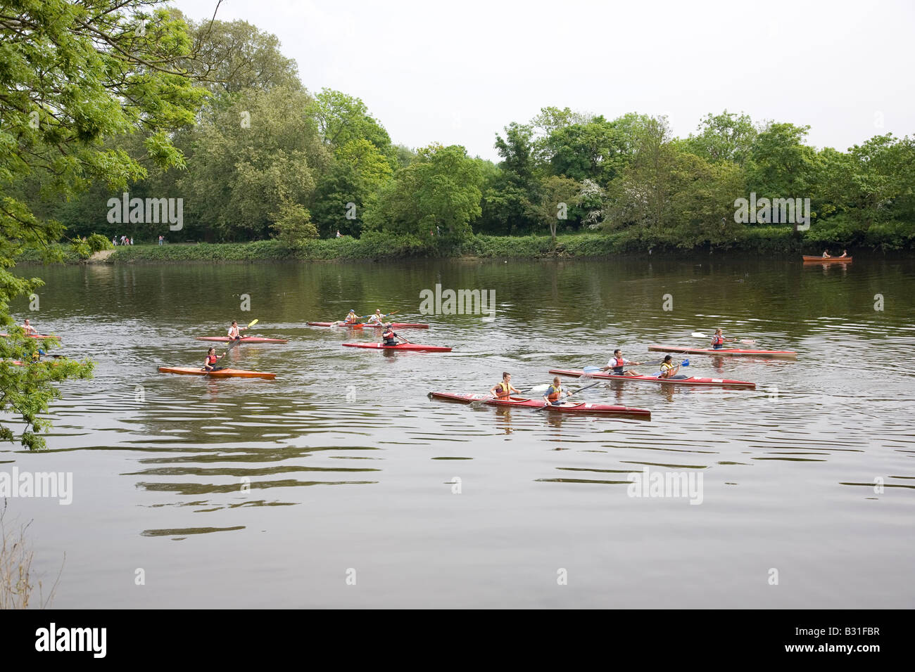 River thames clean up hi-res stock photography and images - Alamy