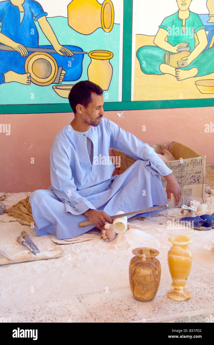 Alabaster factory luxor egypt hi-res stock photography and images - Alamy