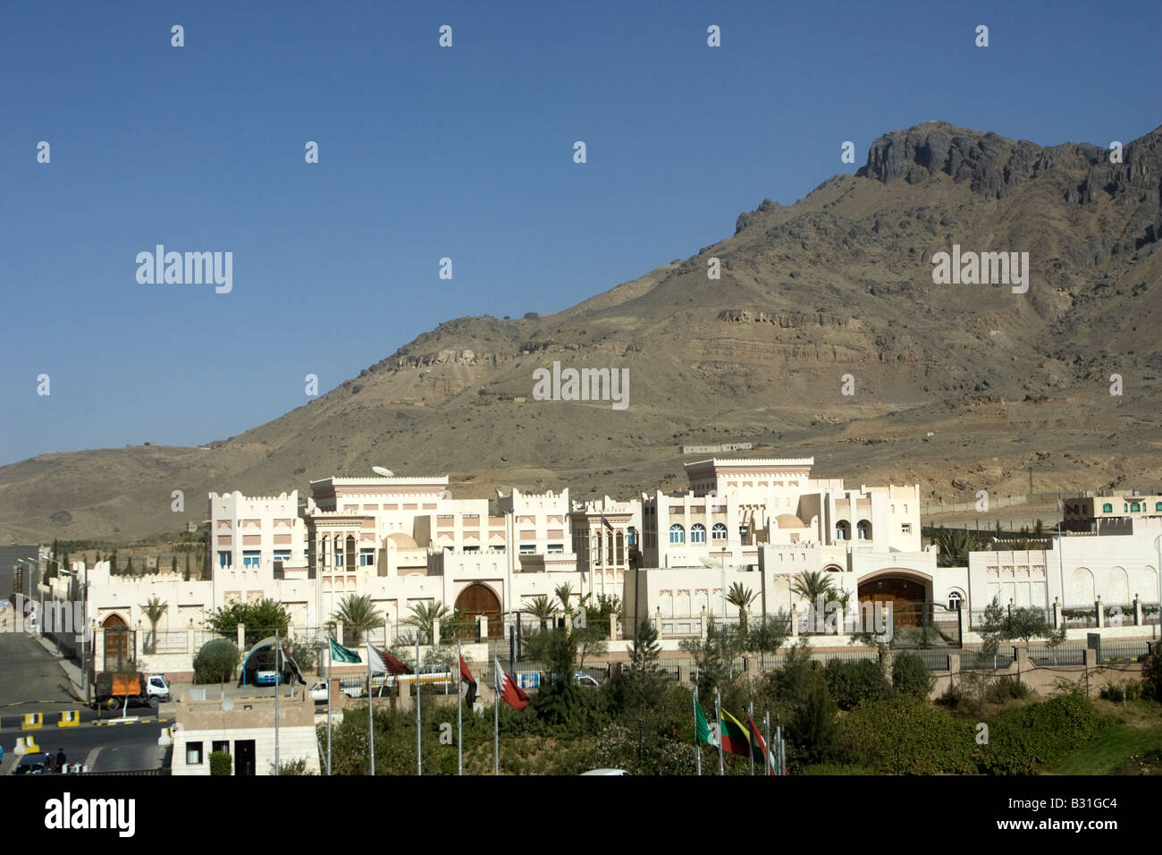 The Qatar Embassy in Sanaa Yemen Middle East Stock Photo - Alamy