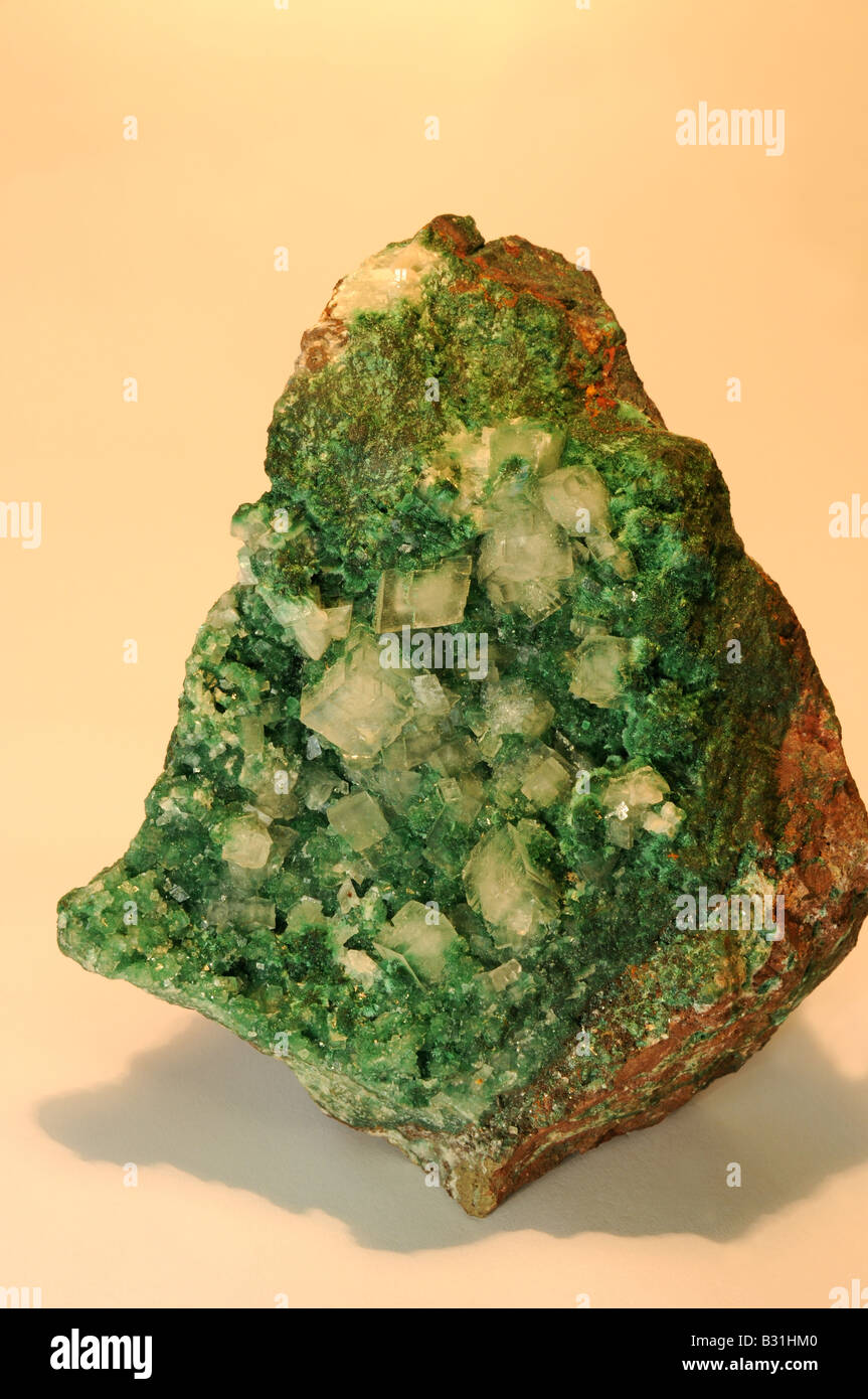 Calcite with malachite hi-res stock photography and images - Alamy