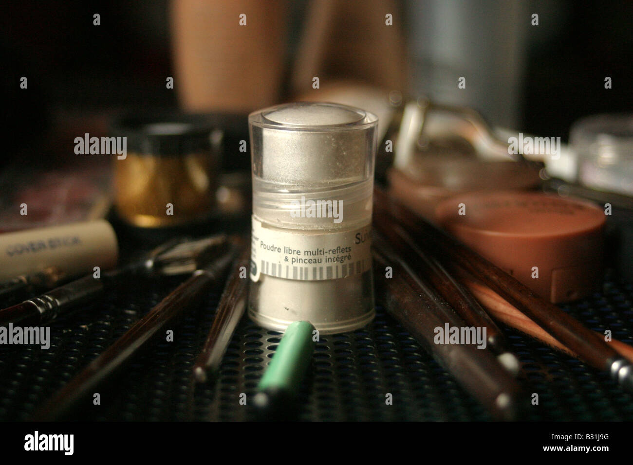 Applicators hi-res stock photography and images - Alamy