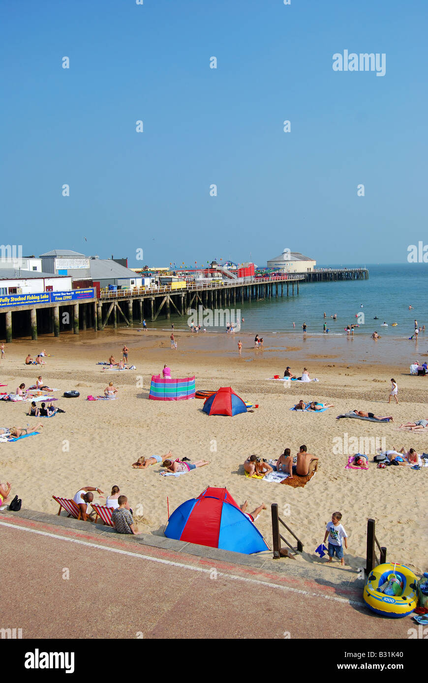 Landmarks on beach hi-res stock photography and images - Alamy