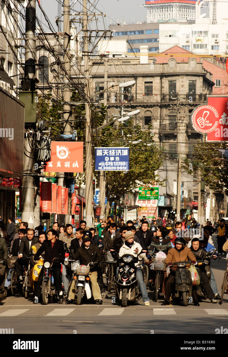 Population of china hi-res stock photography and images - Alamy