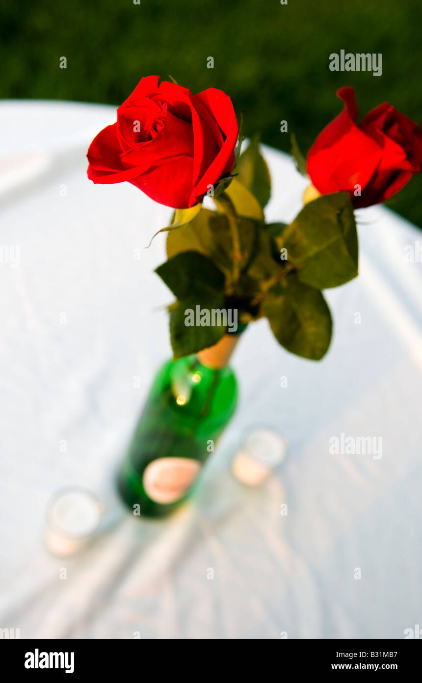 Rose centerpiece hi-res stock photography and images - Alamy