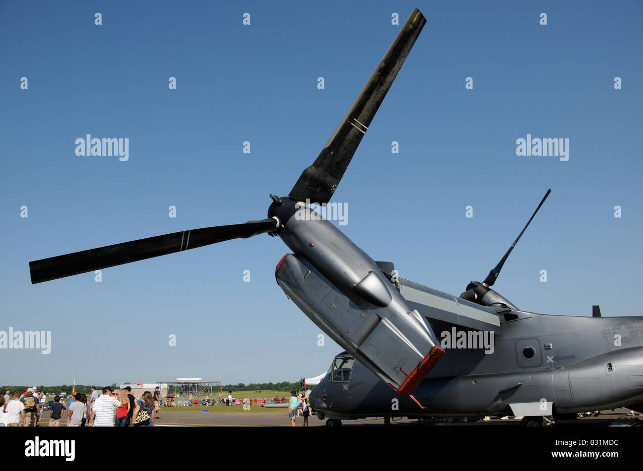 Bell boeing v 22 osprey tiltrotor aircraft hi-res stock photography and ...