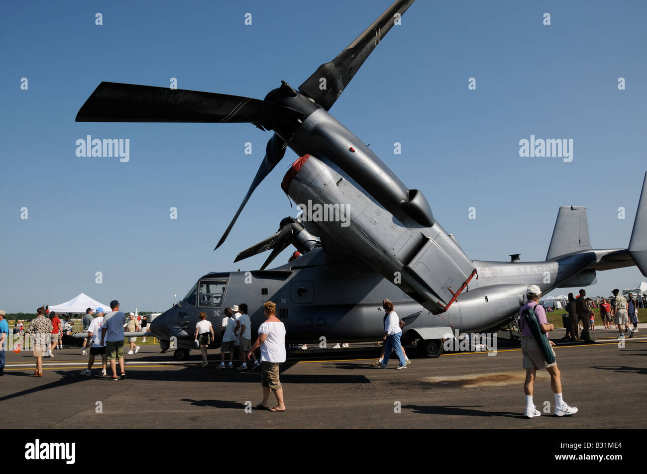 Bell-Boeing V-22 Osprey helicopter at the Rochester International ...