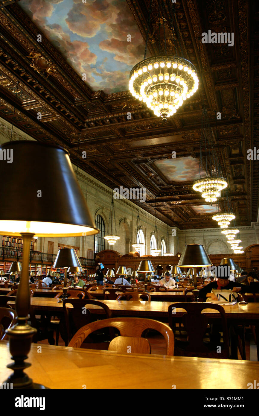 Reading room inside the New York Public Library Stock Photo - Alamy