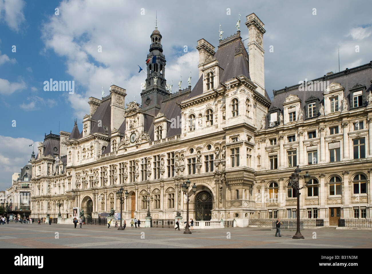 The paris town hall hi-res stock photography and images - Alamy