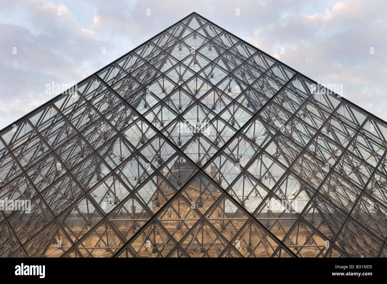 View of the glass pyramid of the Louvre Stock Photo - Alamy
