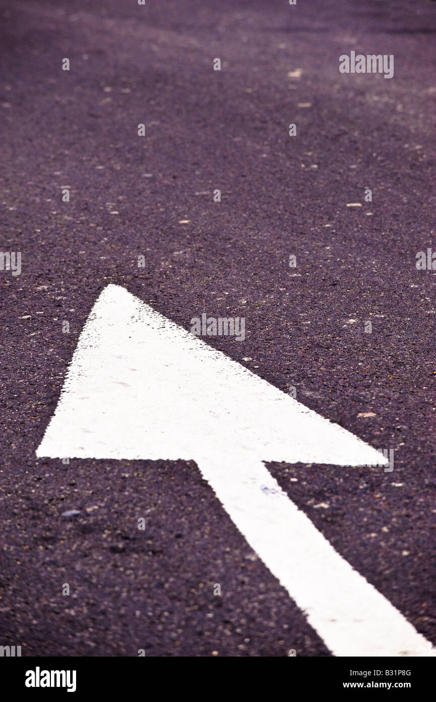 Painted street arrow hi-res stock photography and images - Alamy