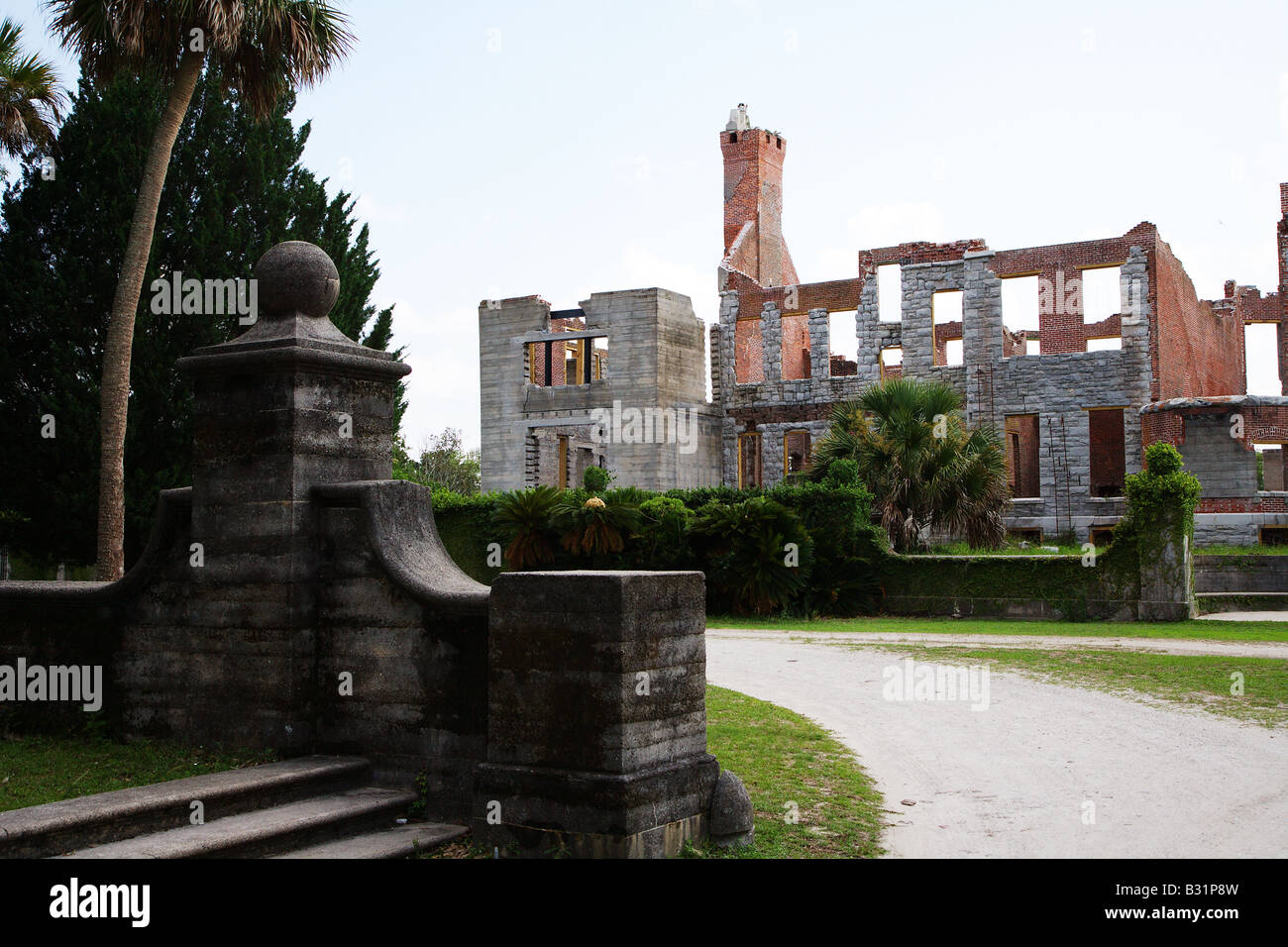 Main entrance to the ruins of the Dungeness mansion on Cumberland ...
