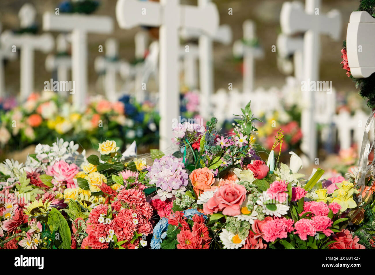 Inuit graveyard hi-res stock photography and images - Alamy