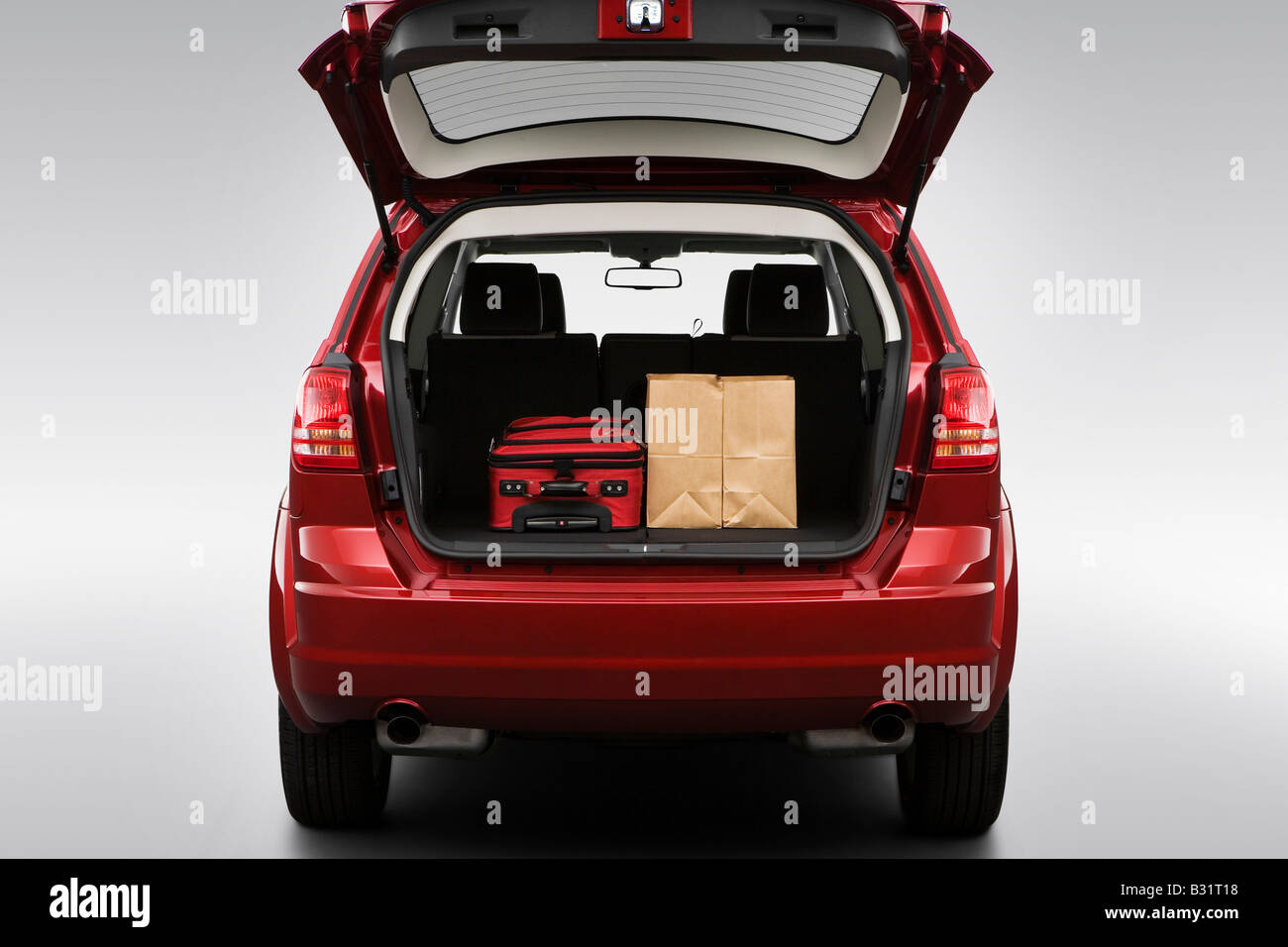 Open trunk suv hi-res stock photography and images - Alamy