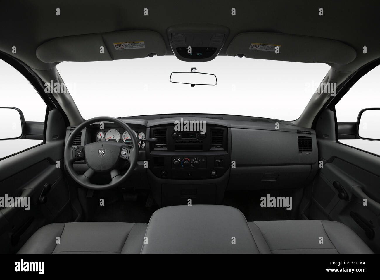 2008 Dodge Ram 4500 Chassis in White - Dashboard, center console, gear ...