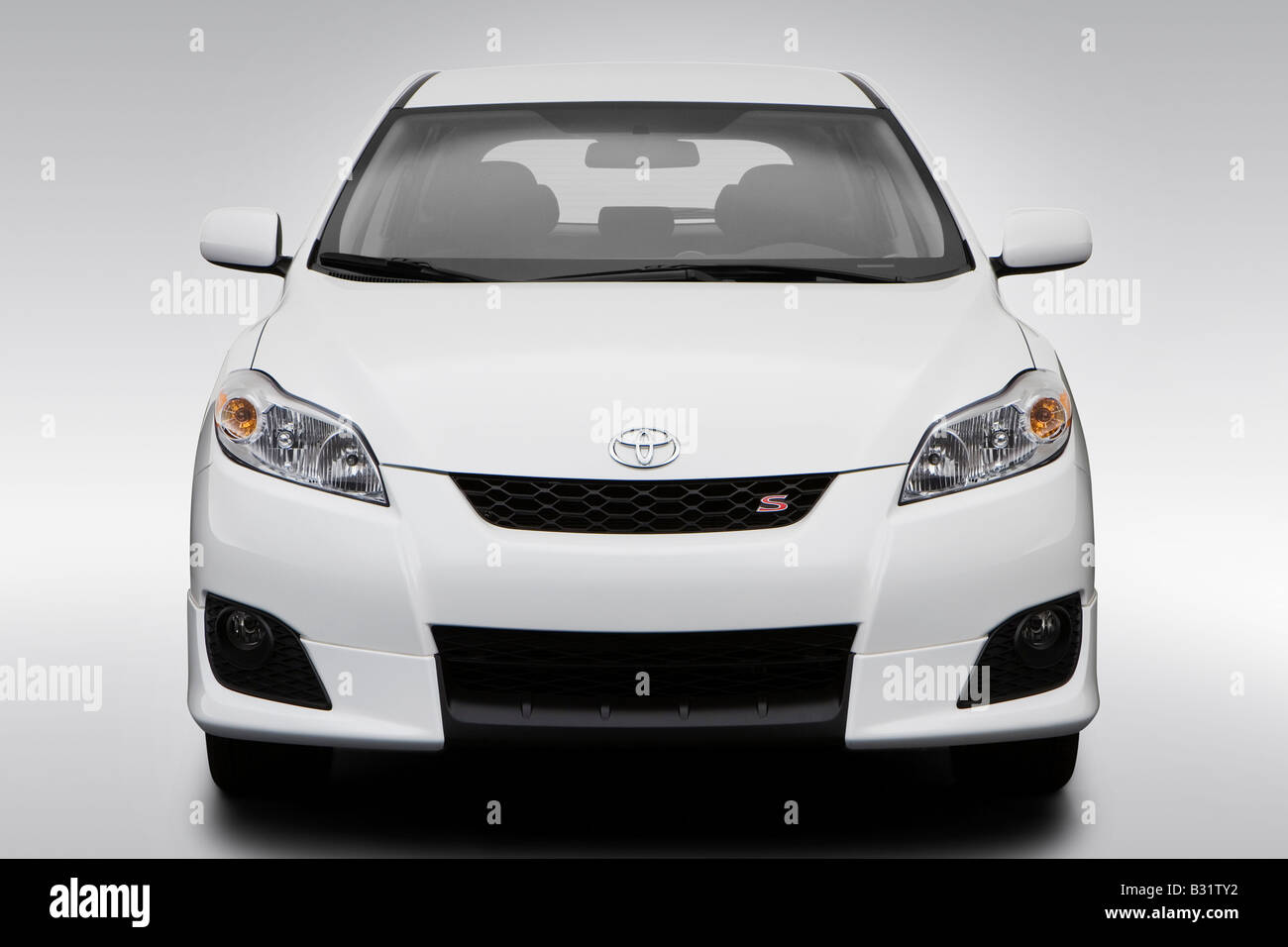 White Toyota Matrix Super White Touchup Paint (040) For A 2013 Toyota