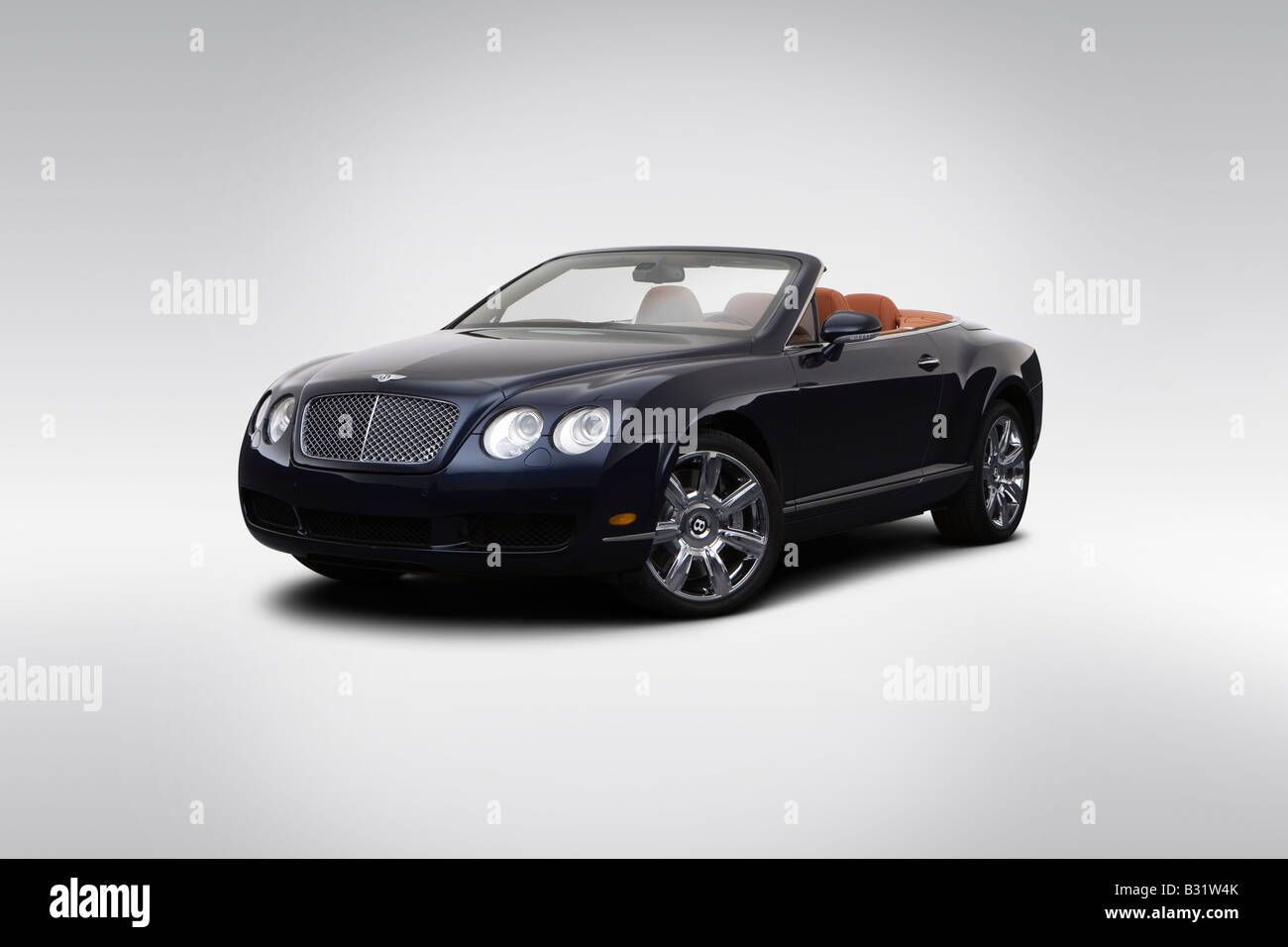 Bentley front hi-res stock photography and images - Alamy