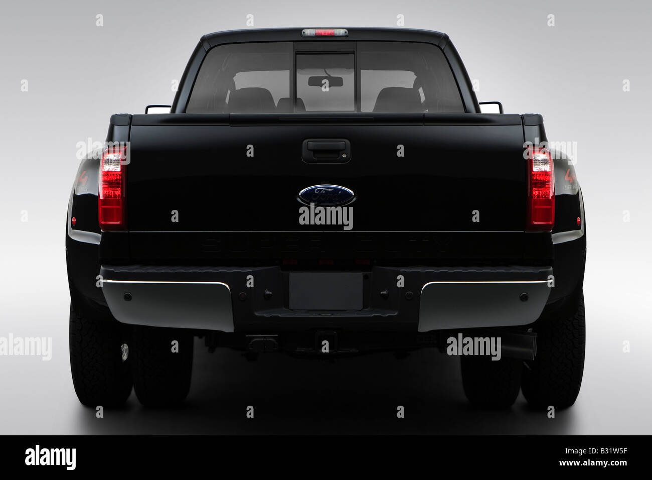 2008 Ford F-350 SD DRW Lariat in Black - Low/Wide Rear Stock Photo - Alamy