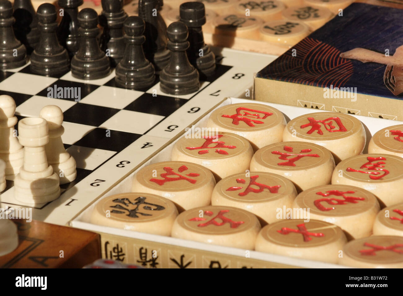 Games mahjong hi-res stock photography and images - Alamy