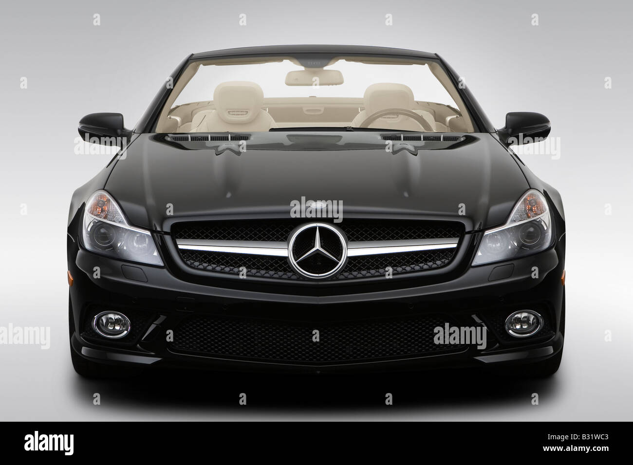 Mercedes Sl550 High Resolution Stock Photography and Images - Alamy