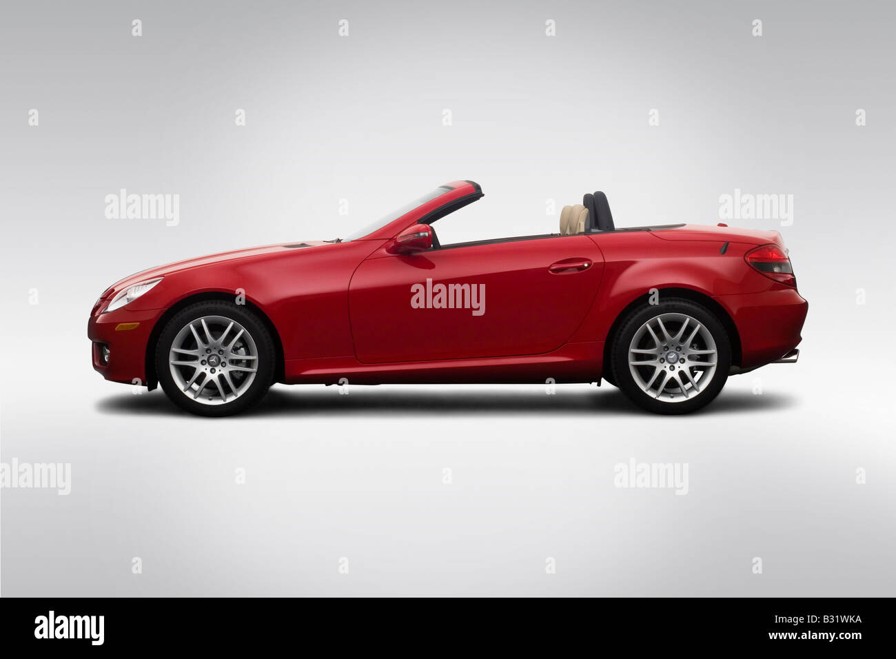 2009 Mercedes-Benz SLK-Series SLK300 in Red - Drivers Side Profile ...