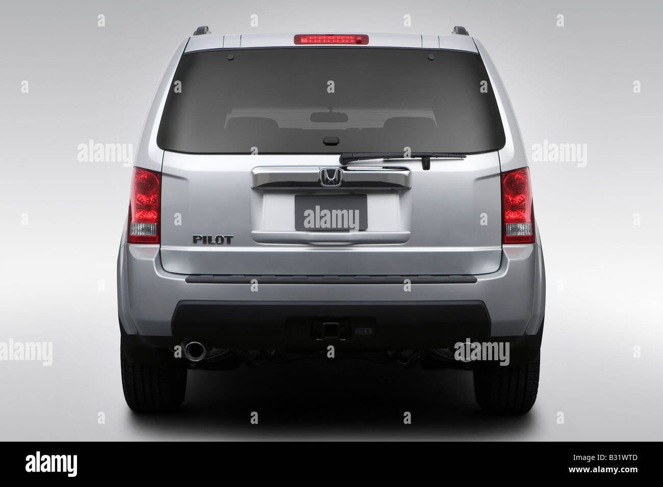 Honda pilot trunk hi-res stock photography and images - Alamy