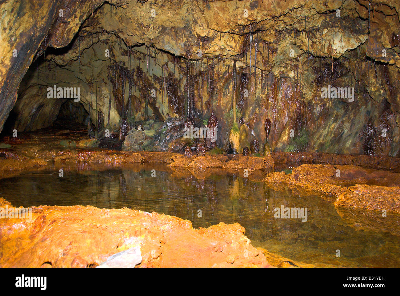 Cooper tunnel mining hi-res stock photography and images - Alamy