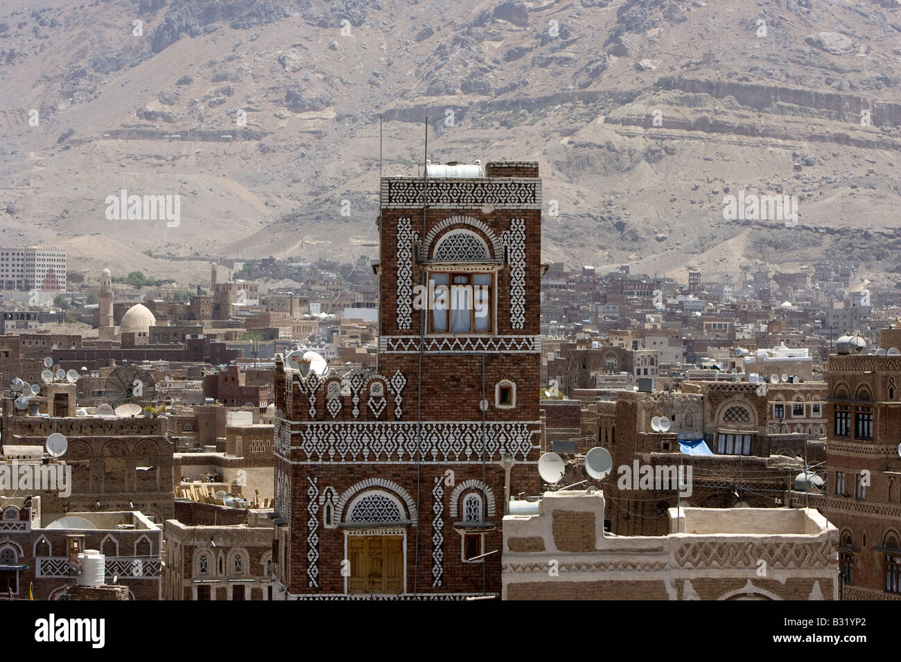 Sanaa the ancient capital city of Yemen Stock Photo - Alamy