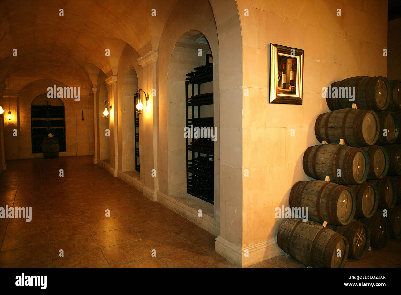 Chinese bodega hi-res stock photography and images - Alamy