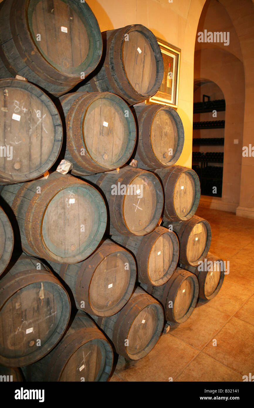 Chinese bodega hi-res stock photography and images - Alamy