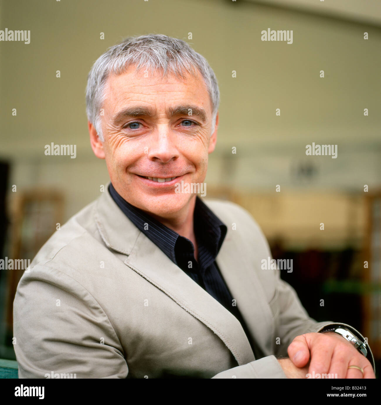 Artemis fowl books hi-res stock photography and images - Alamy